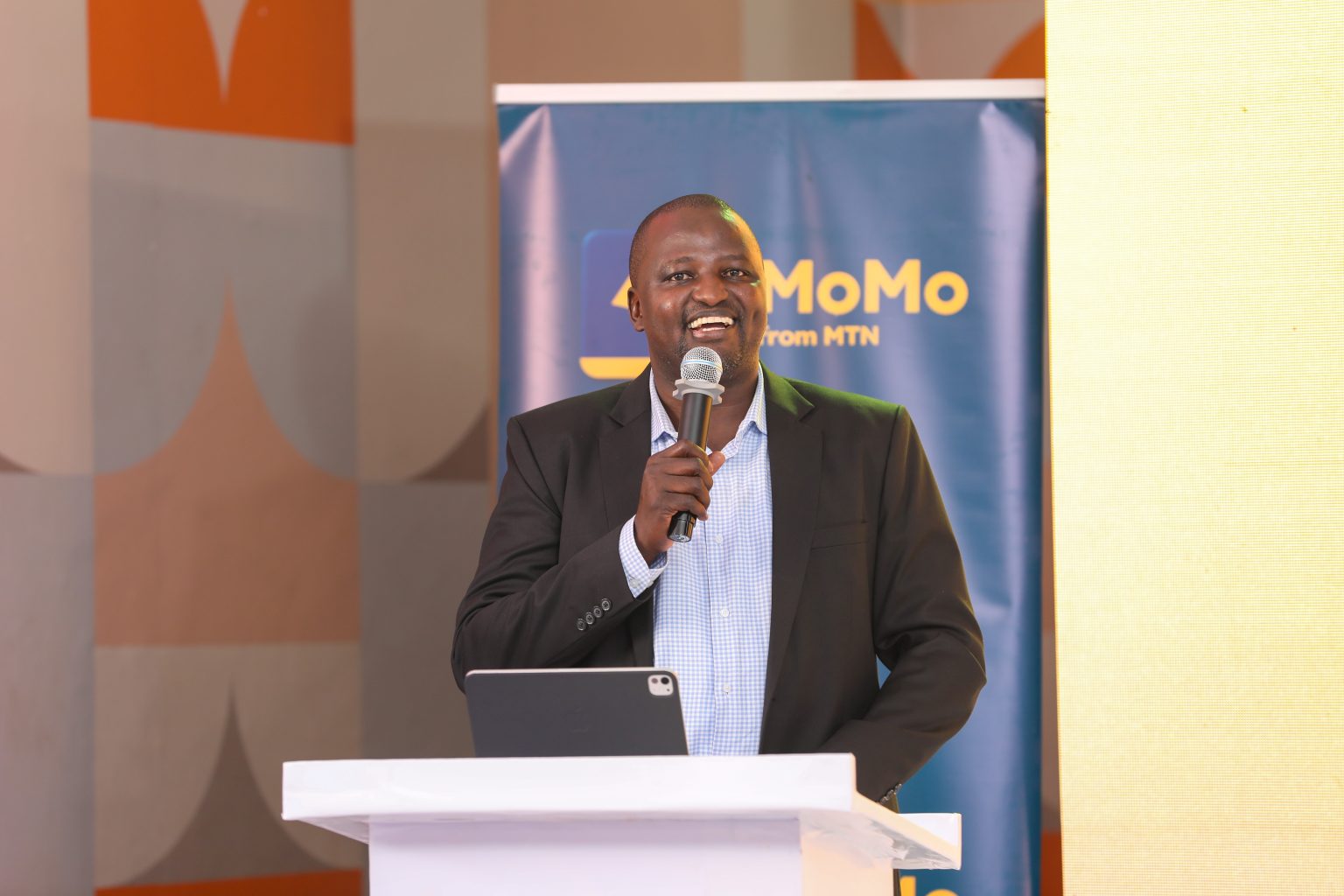 Yinvesta: MTN and Sanlam unveil UGX 1,000 mobile investment service ...